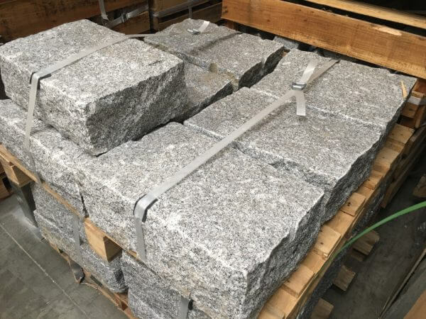 Granite Setts UK Photo Gallery: Driveway & Landscape Project Showcase